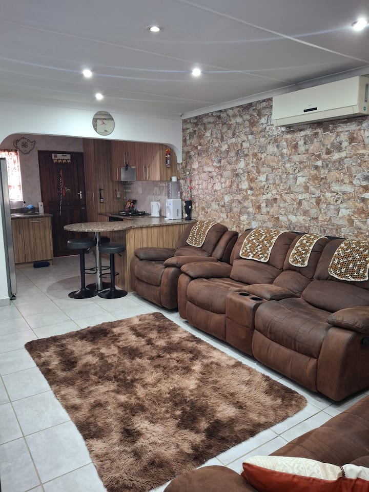 Plekkie By Die See - Amanzimtoti
