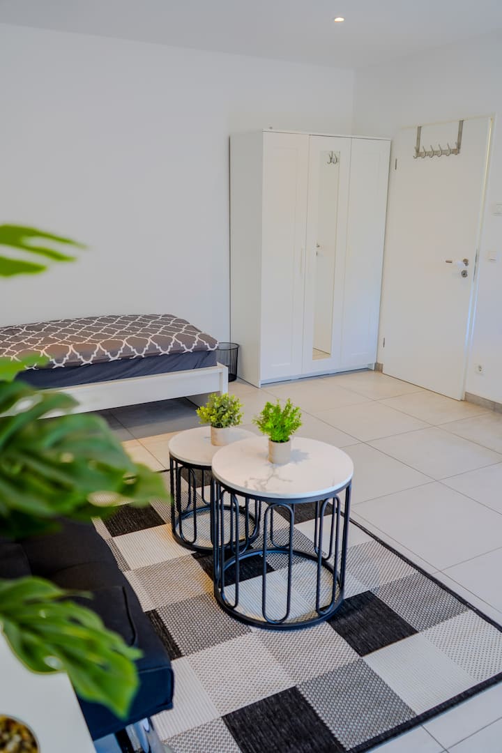 Apartment Mit Garten & Terrasse - Dietzenbach