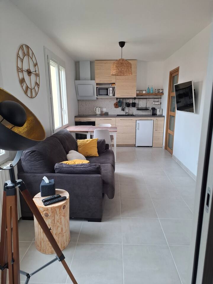 Studio Meublé Indépendant 28m2 / Proche Cnpe Pipa - Sainte-Julie