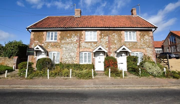 Huxley’s Cottage, Sedgeford - Hunstanton