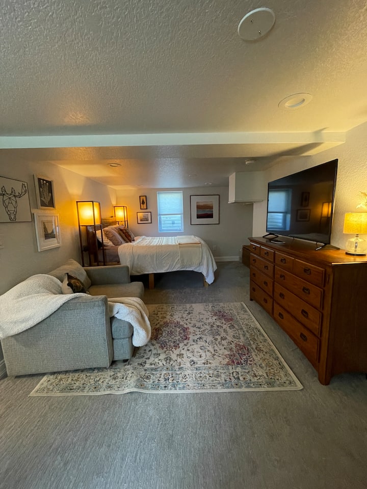 Cozy Platt Park Guest Suite - Denver, CO