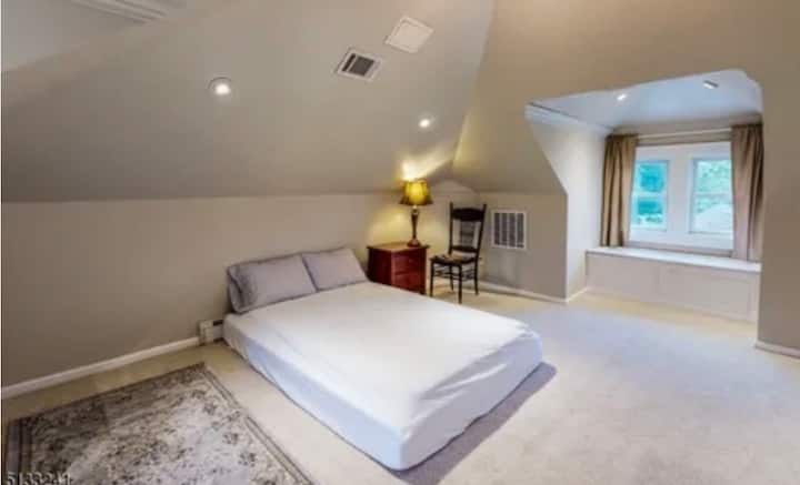 West Central Abode - Easton, PA