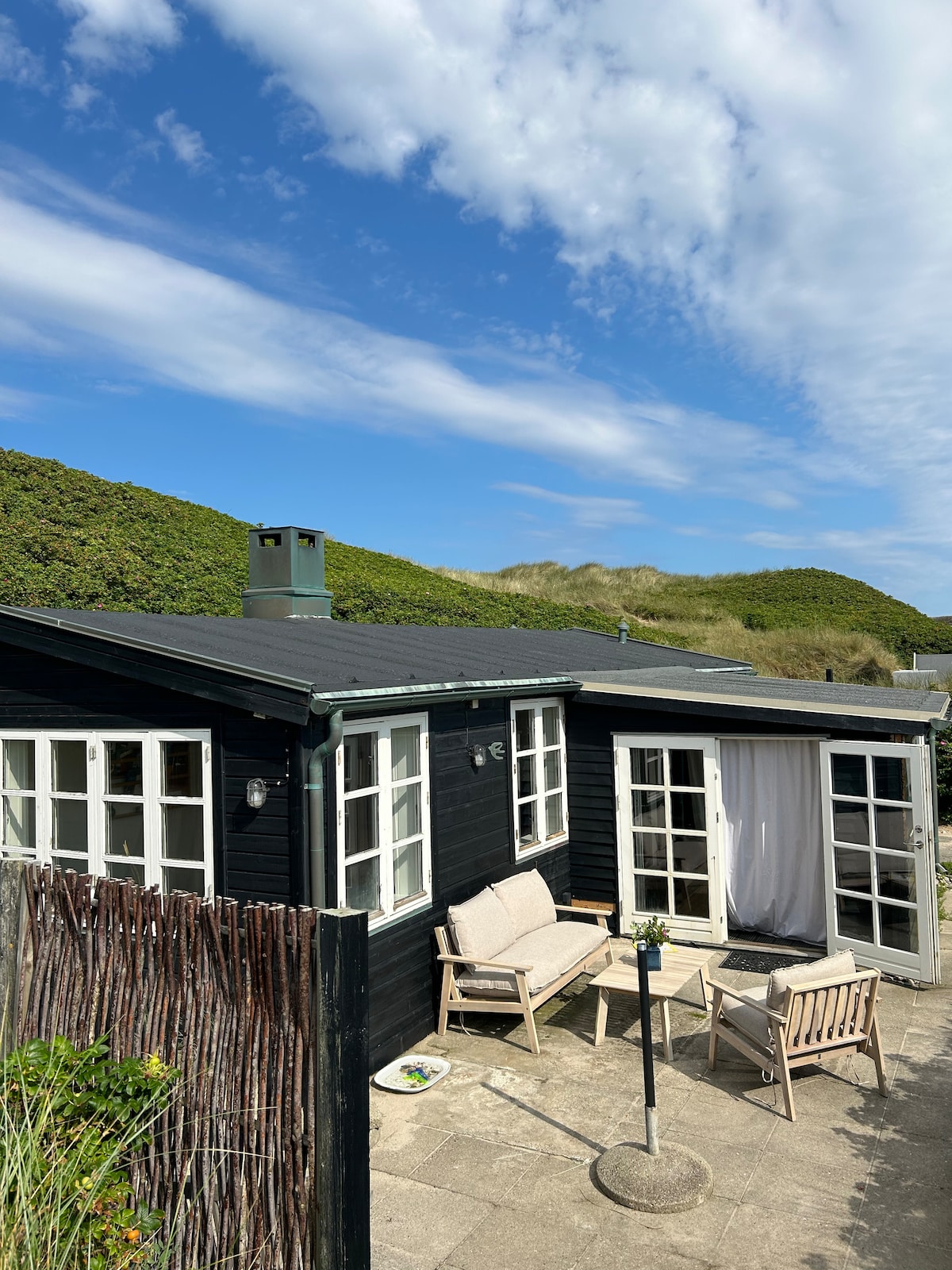 Newly renovated oasis in the first row to the North Sea - Houses for ...