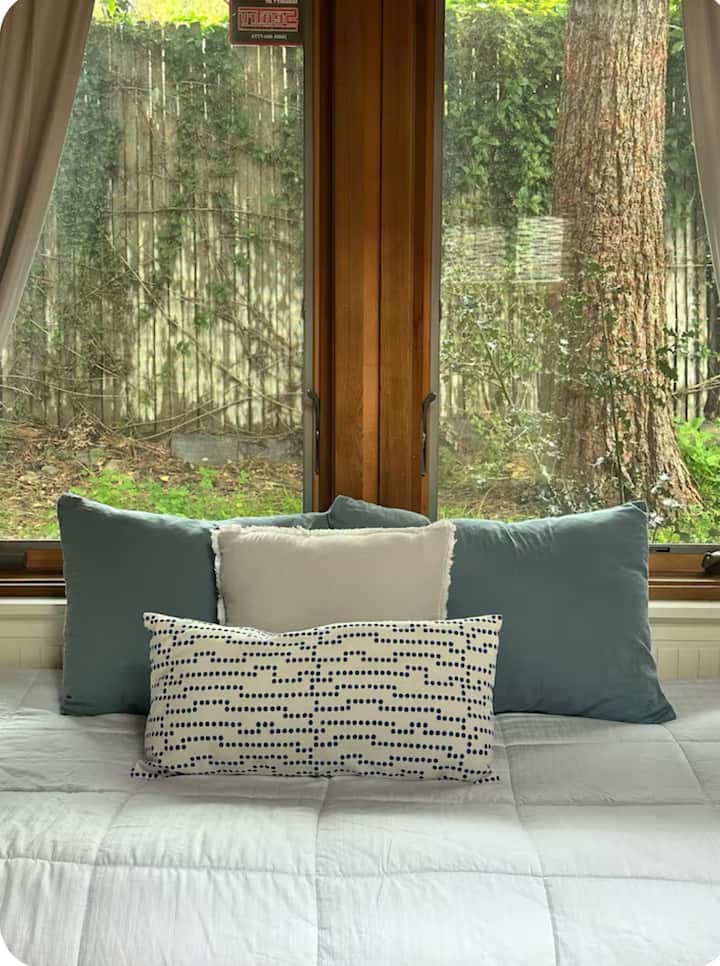 New Tree House Retreat By The Sea - Monterey, CA