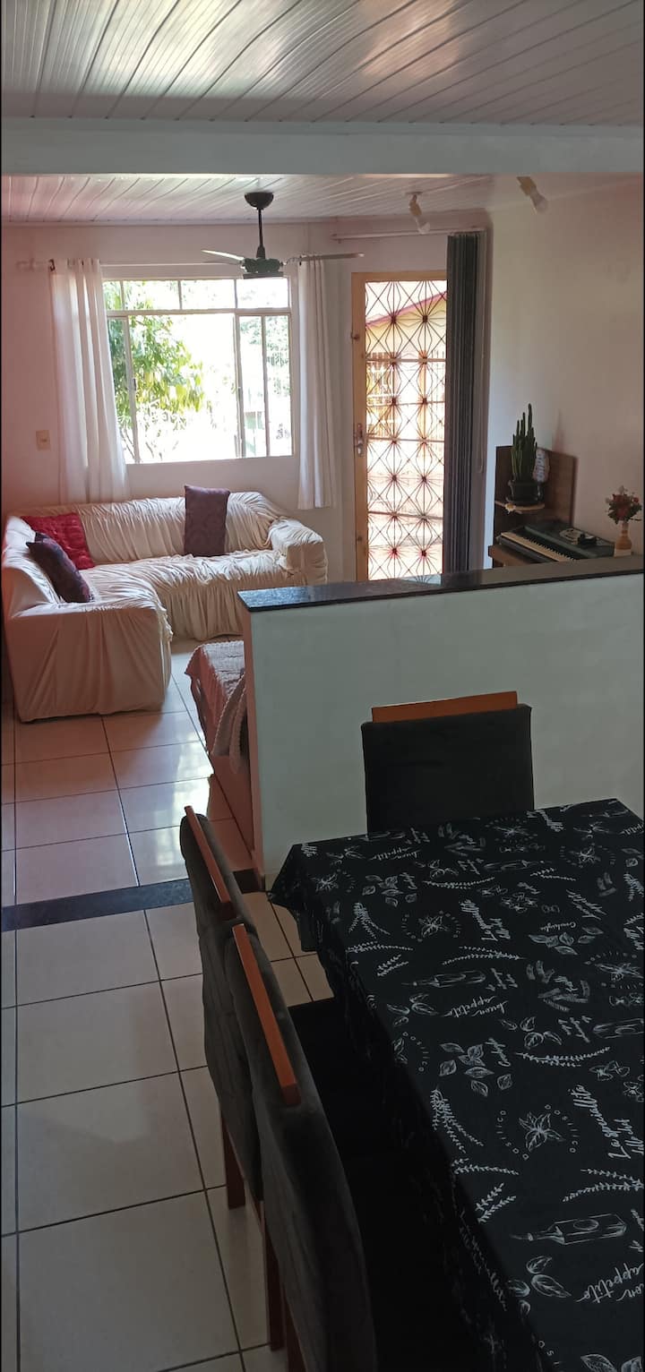 Casa Demarchi, Anfitriã Isabelli - Foz do Iguaçu