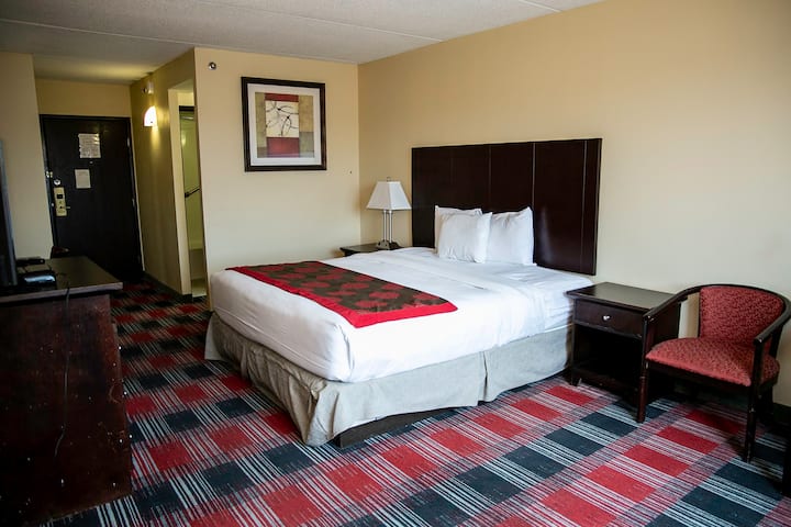 Albany Cozy Room W/breakfast Close To Downtown - Albany, NY