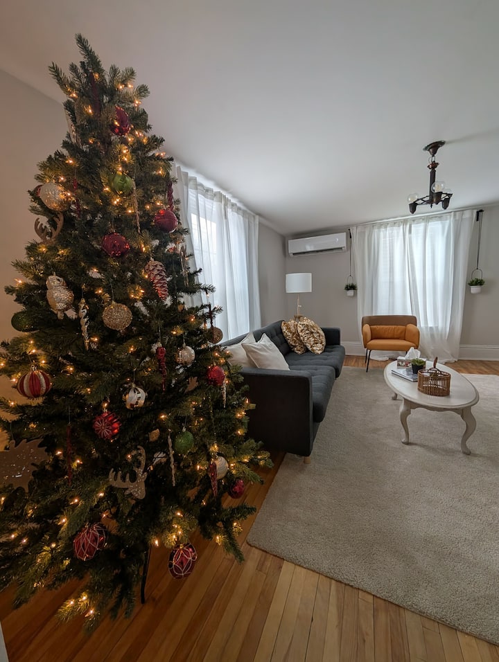 Gather At House On King - 3 Bedroom Entire House - Truro