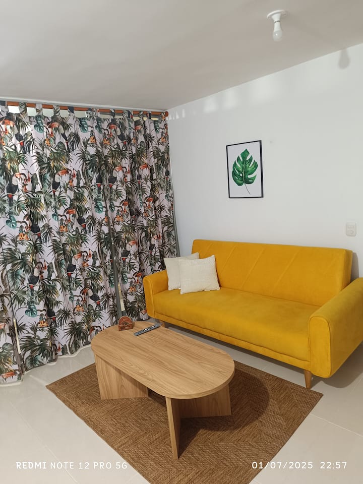 "Tucan Amarillo Piscinas De Ensueño" La Joya - Malambo