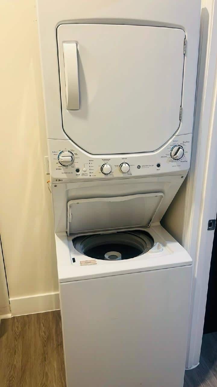 The Whitnall Nook - Burbank, CA