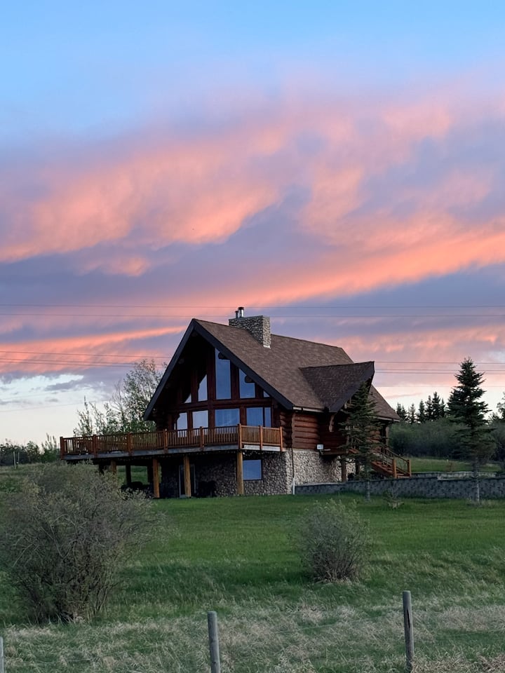 The Cochrane Log Home - Cochrane