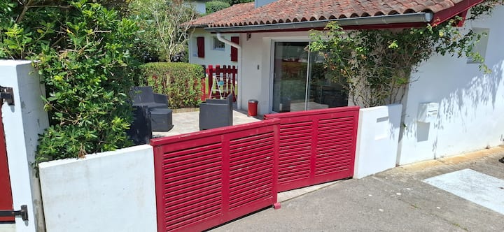 T2 Avec Terrasse Au Calme Proche Plages Biarritz - Bidart