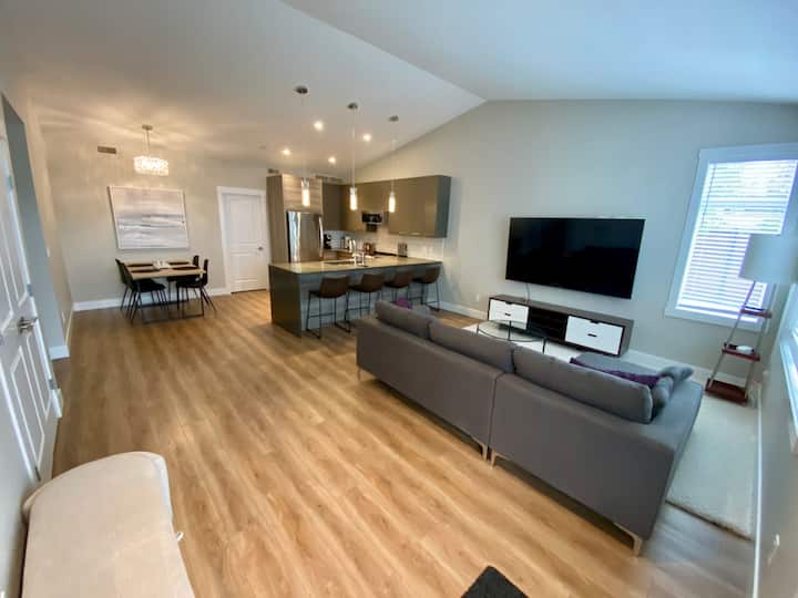 New! 5 Mins To Beach & Hospital - Kelowna