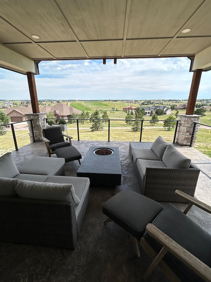 Monument Majesty - Luxury Home W/ Mountain Views - Colorado Renaissance Festival