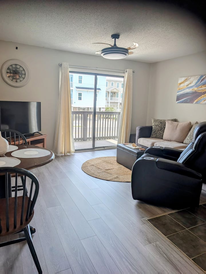 Welcome To This Sea Mystic Gem! - North Myrtle Beach, SC