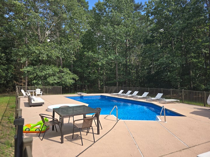 Serenity Home With Large Pool - Weymouth, NJ