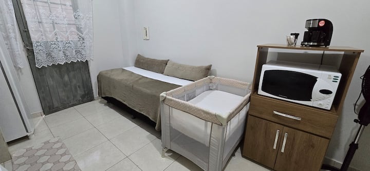 Kitnet 03 - Conforto/segurança - Maringá