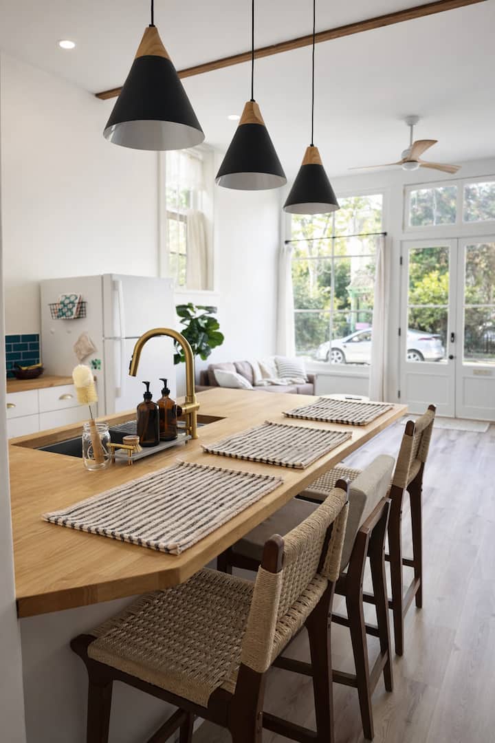 Bright~airy-lowtox Flat Near Downtown/ud/uvm - Dayton