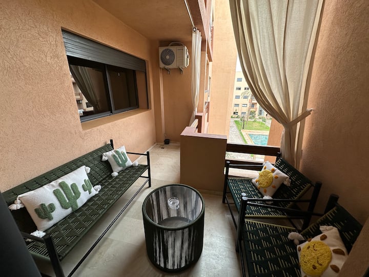 Vue Piscine  Terrasse Ensoleillée à Marrakech - Marrakech