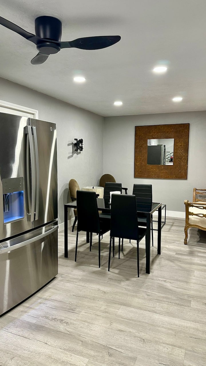 Coastal Comfort L 2br/2ba - Daytona Beach, FL
