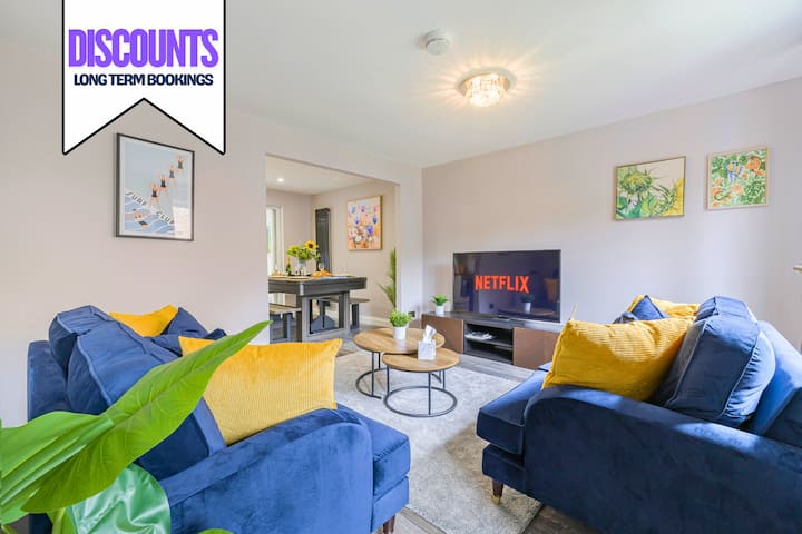 Stunning Home Central Mk, Pool Table, Free Parking - Milton Keynes