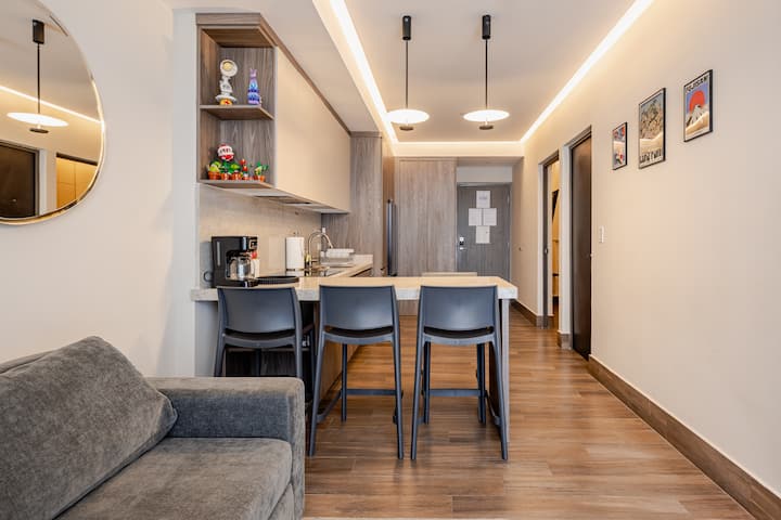 Estacionamiento/terraza/alberca/gym/self Check In - Monterrey