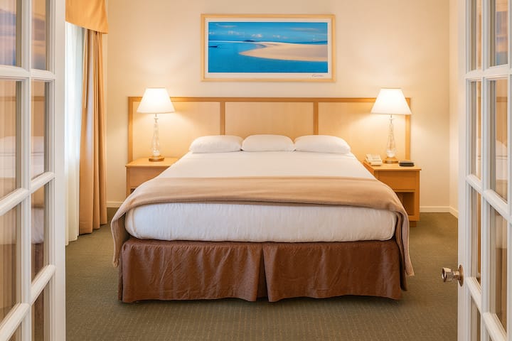 Coastal Retreat | 1 King + 2 Doubles - 2 Rooms - Avila Beach, CA