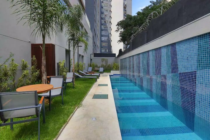 Ap. Prox. Avpaulista| Cama Queen| Ac| Piscina - Paraíso