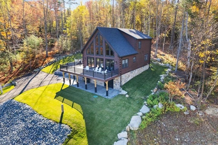 Brand New Luxurious Log Cabin Stay - New Hampshire (State)