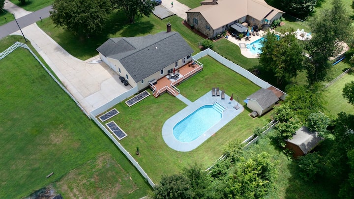 Home W/ Pool In Mooresville, Mins From Lake Norman - Mooresville, NC
