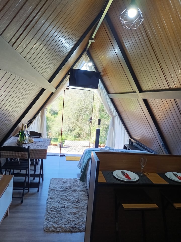 Cabana Luíza 
Refúgio Em Meio A Natureza - Condor