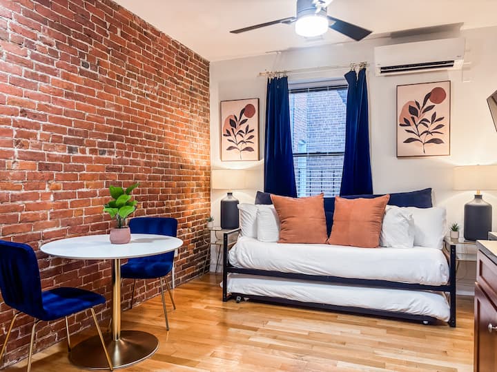 (476-6) 2beds, Cozy Home, Prime Location! - Boston, MA