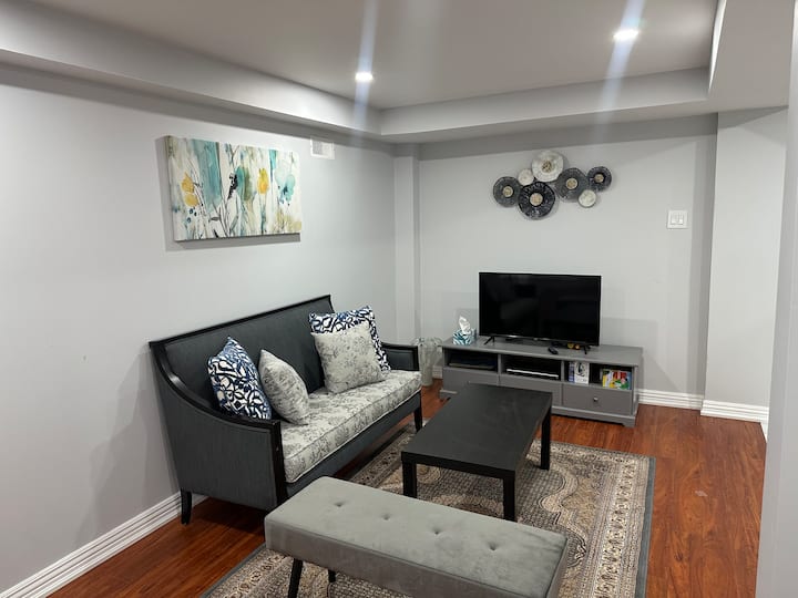 Modern 2br Suite • Ideal For Work & Short Stays - Mississauga