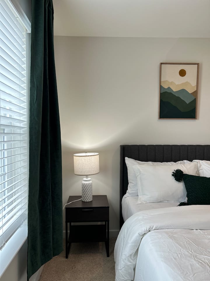 Affordable Elegance-fast Wi-fi And Free Parking - Waldorf, MD