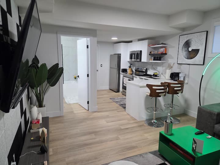 Tranquil Getaway - Edmonton