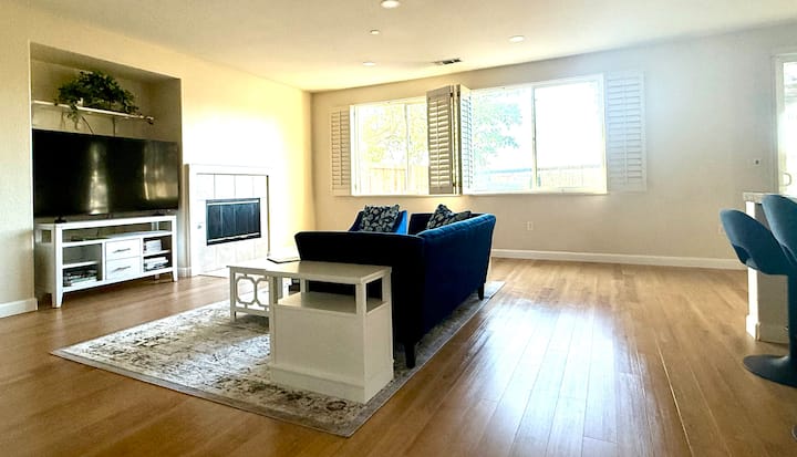 Peaceful Spacious House In The Wine Country - American Canyon, CA