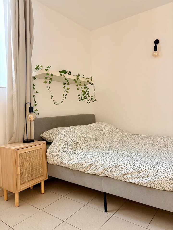 Studio Close To The Beach With Air Conditioning - Nice