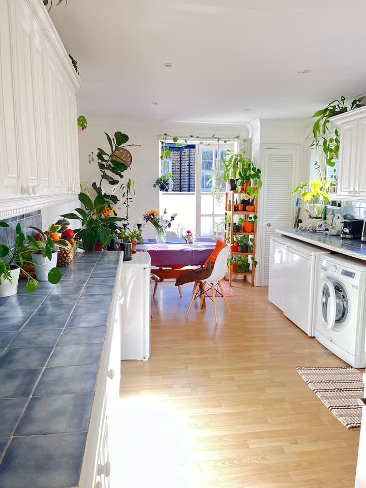 Lovely & Amazing Room In A House & Sunny Terrace - Fulham
