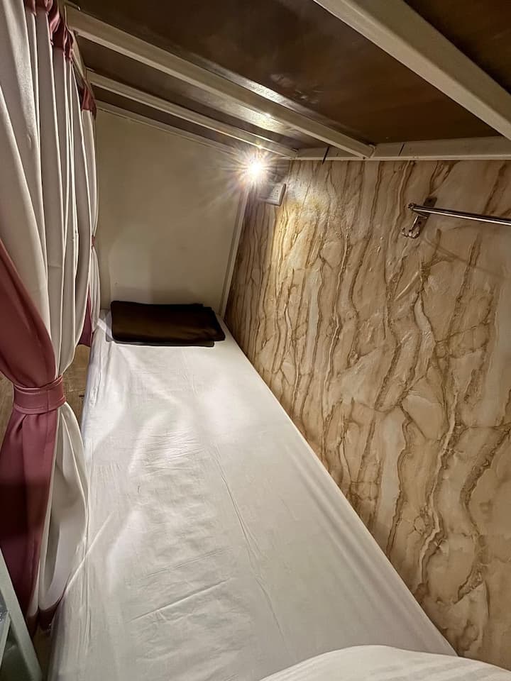 Lucky Beds Pg And Hostel. - Mumbai