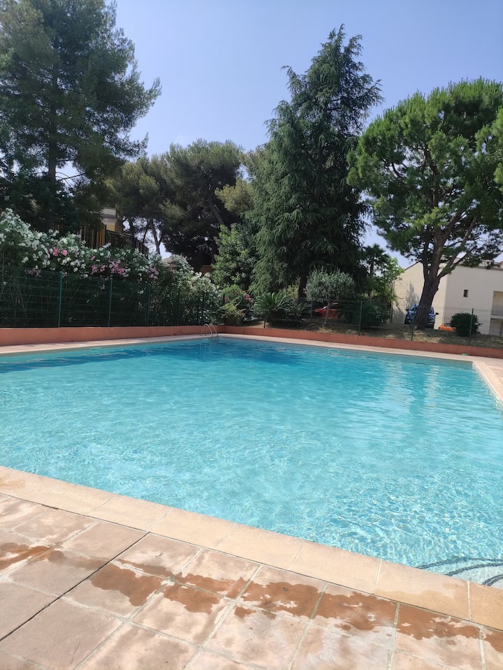 Duplex T3 6 Couchages Piscine - Plage des Bouches du Loup