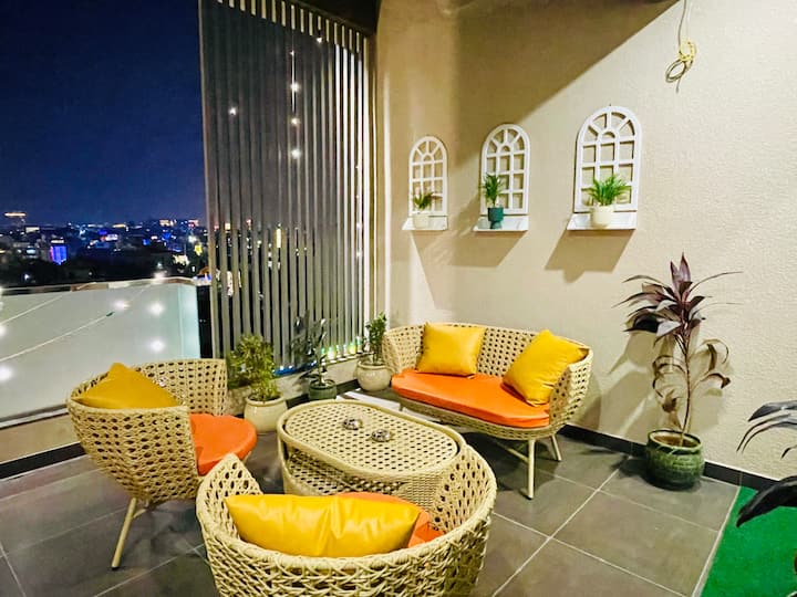 Snooze Loft 2bhk Near Dmart-cafes-restro-airport - Jaipur