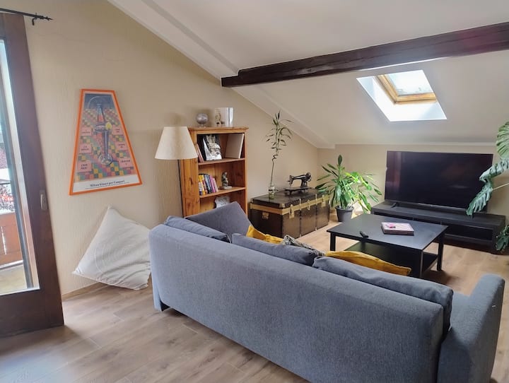 The Family Attic - Cles