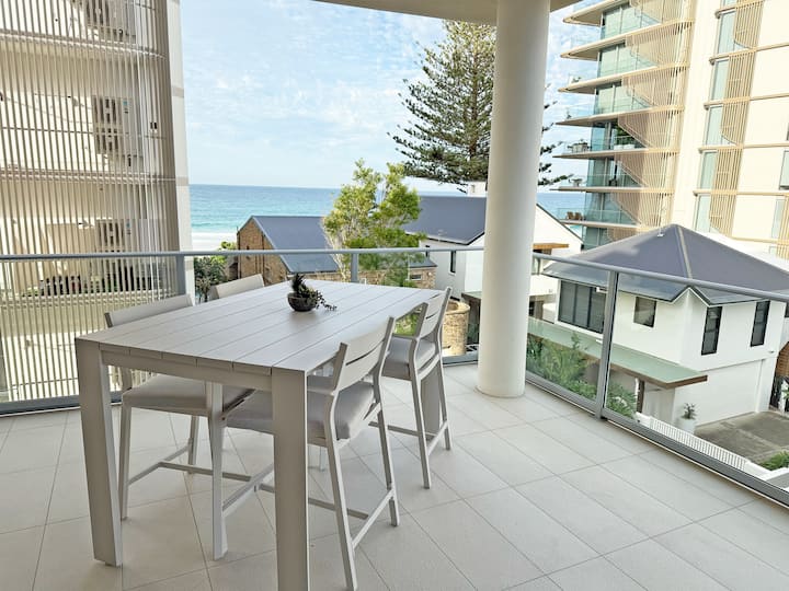Beach Holiday Escape - Coolangatta