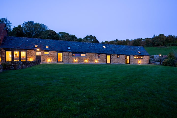 The Long Barn - Banbury
