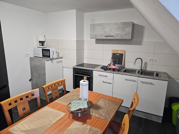 Accommodation For Fitters At The Leuna Refinery - Leuna