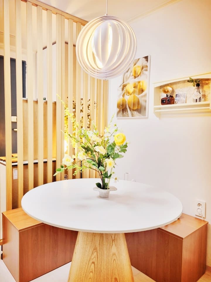 무료짐보관/신규할인/양재역 5분/코엑스/강남/잠실/kspo/성수/명동,이태원30분/올리브영 - Seoul