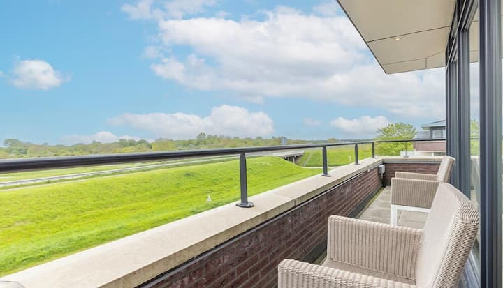 Group Tranquil Getaway W/spa & Pool Access - Kamperland