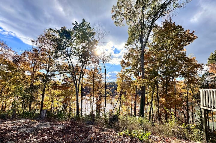 Lakeside Landing | 2br Townhome W/lake View Patio - Bronston, KY