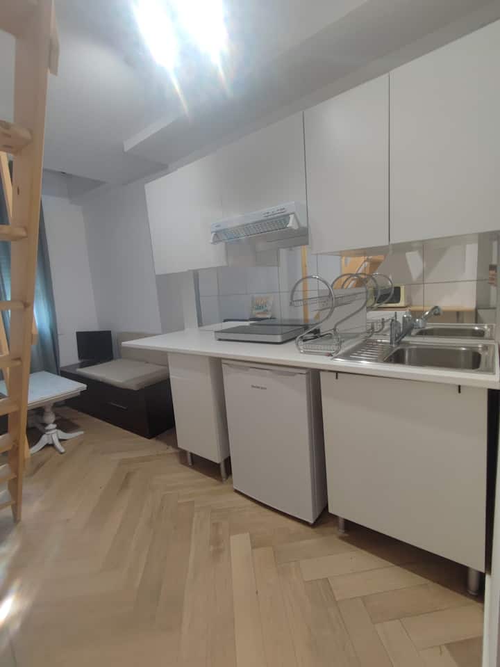 Coqueto Céntrico Estudio Dúplex - Guadalajara, Spain