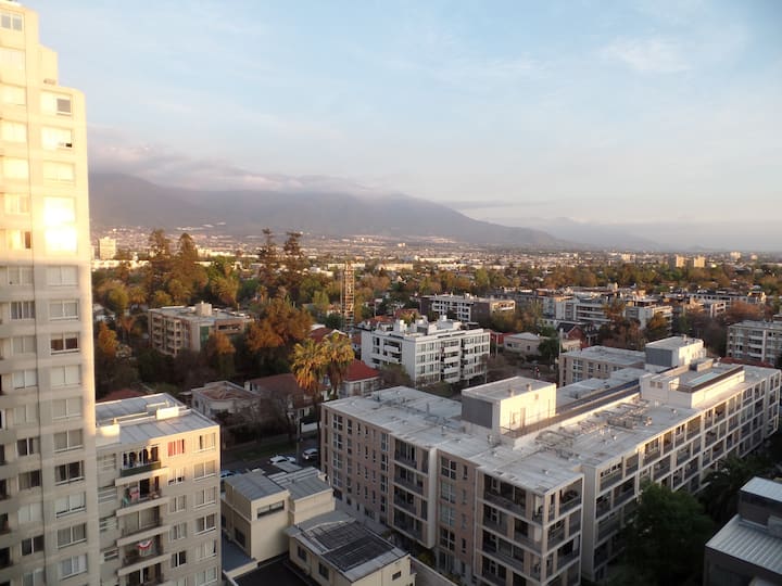 Cómodo Departamento A Pasos De Plaza ÑUñoa - Las Condes