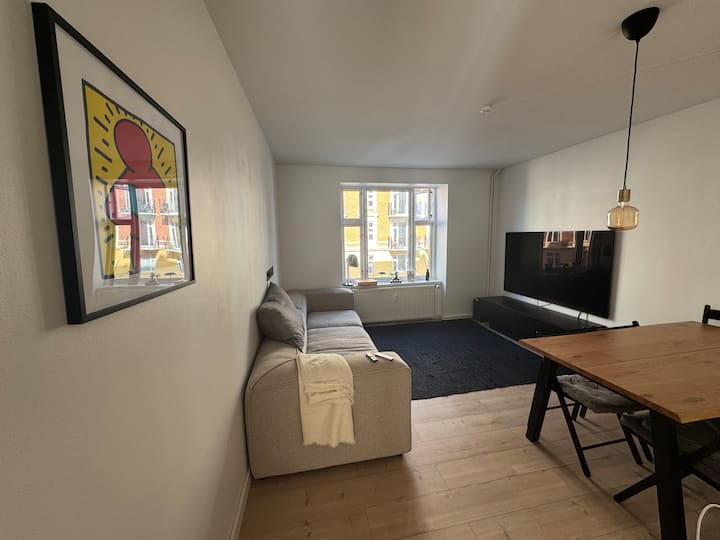 Home At The Heart Of ØSterbro - Copenhagen